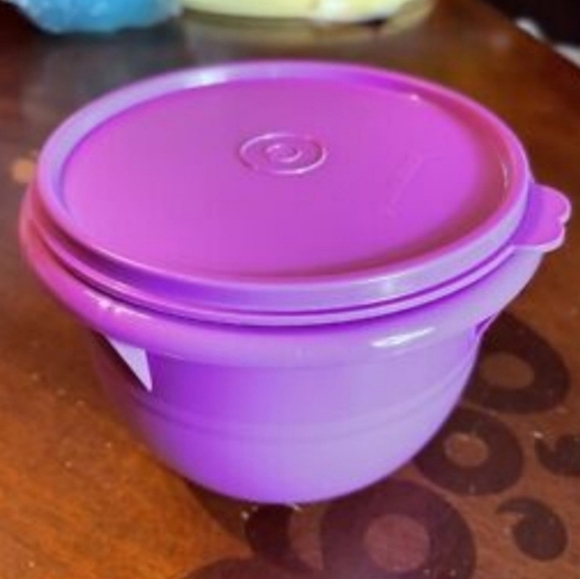 Tupperware | Kitchen | Tupperware Liter Container | Poshmark